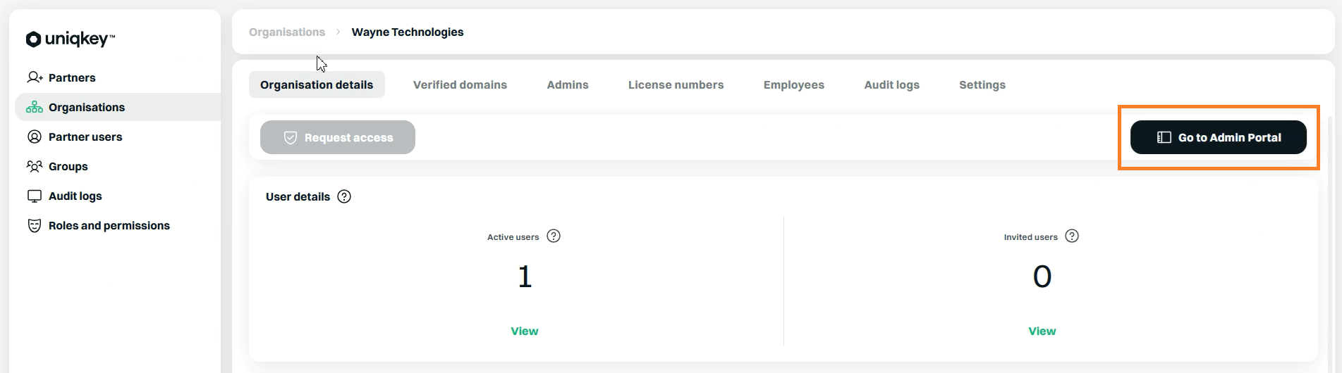 wie Sie sich mit dem Admin-Portal eines Kunden verbinden – Uniqkey